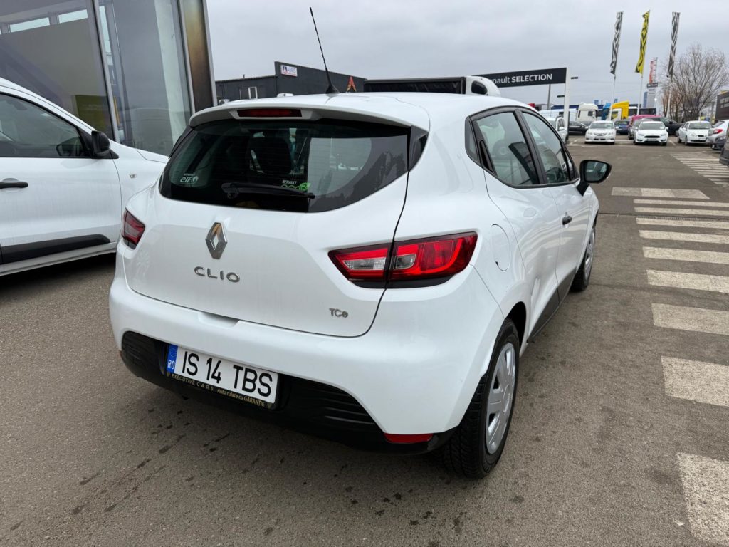 Clio 4 TCE 90 CP – Executive Cars